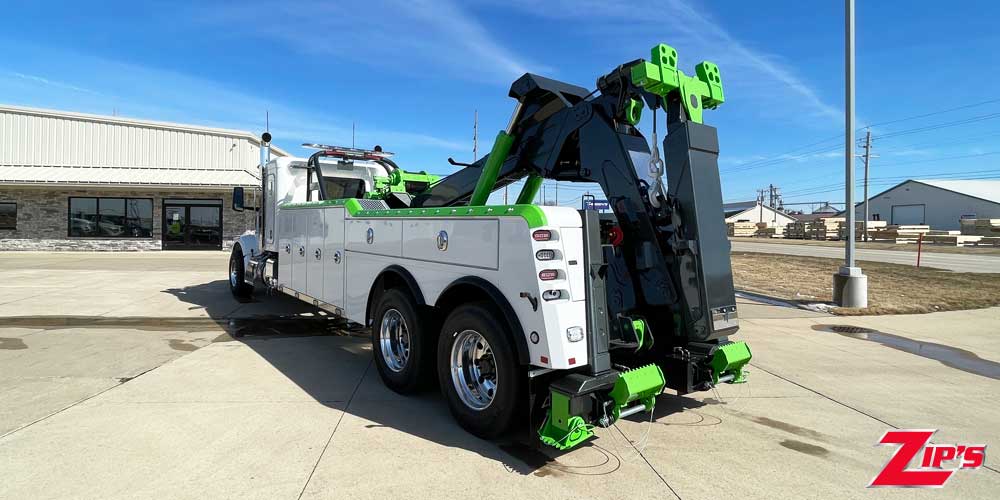 2025 Century 7035 35 Ton Wrecker, Peterbilt 567 w/48" Sleeper, 22311 ...