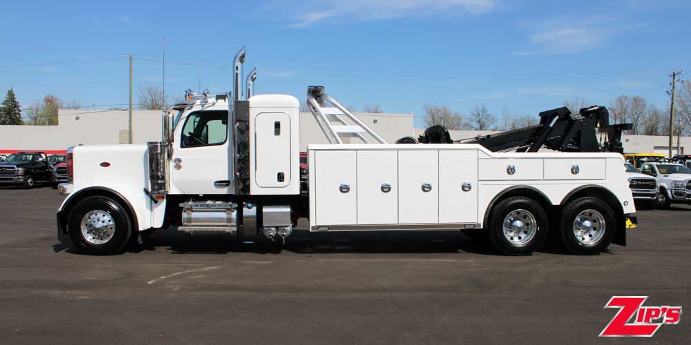 2025 Century 5130 25 Ton Wrecker, Peterbilt 589 w/44" Sleeper, 20979 ...